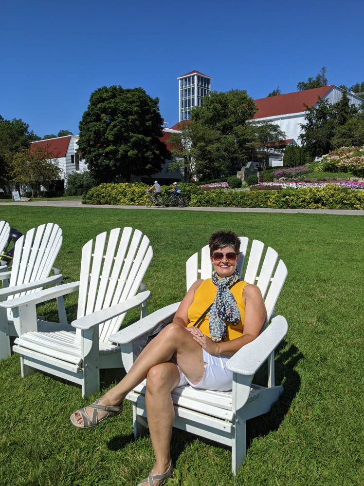 The Perfect One-Day Itinerary on Mackinac Island, Michigan – Off Duty ...